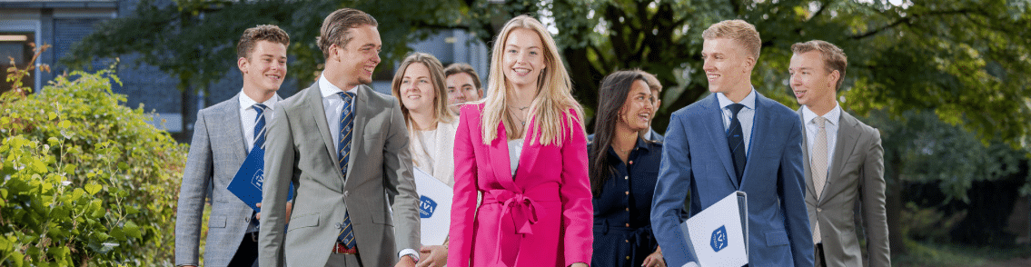 IVA Business School: HBO en MBO+ - Particulier Onderwijs Nederland